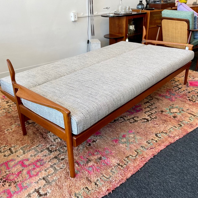 FLER NARVIK DAYBED - Realm Vintage